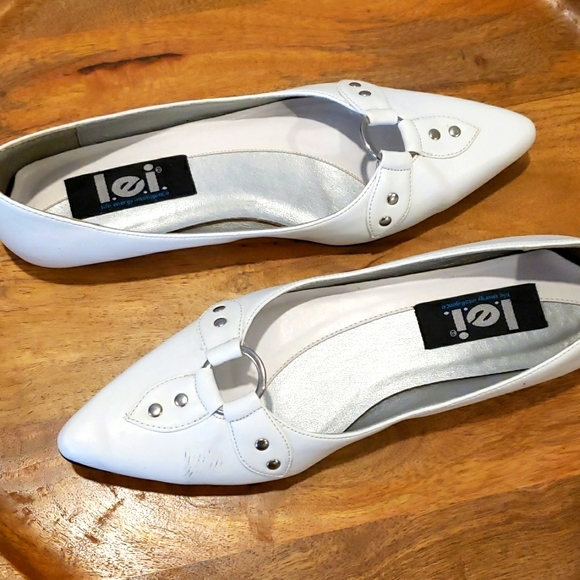 lei | Shoes | White Ballet Flats By Lei Size 75 | Poshmark